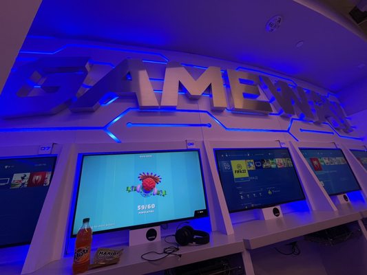 GAMEWAY - 39 Photos & 25 Reviews - 600 World Way, Los Angeles ...