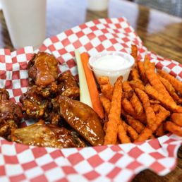 MACK’S WINGS - Updated December 2025 - 112 Photos & 100 Reviews - 782 E ...