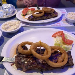 ROUTE 61 DINER - 63 Photos & 67 Reviews - 3455 Centre Ave, Reading ...
