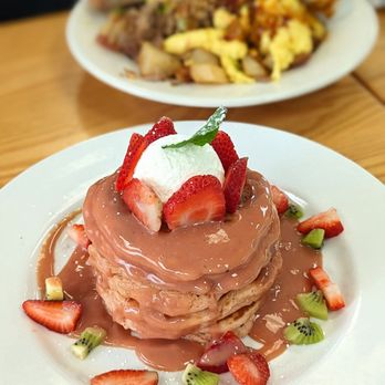 DENICA’S REAL FOOD KITCHEN - Bakery - 6058 Dougherty Rd, Dublin ...