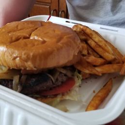 SAATI DELI & CATERING - Updated January 2026 - 57 Photos & 100 Reviews ...