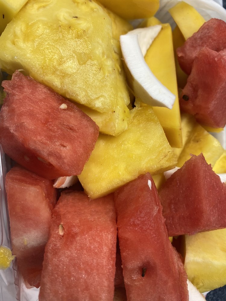 MARTINEZ FRUITS - 13 Photos - CSA - 3700 E Cesar Chavez, Los Ángeles ...