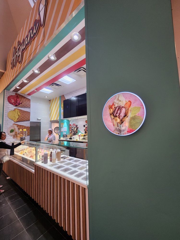 ARTIGIANI GELATO & BUBBLE WAFFLE - 19 Photos - 1455 NW 107th Ave, Miami ...