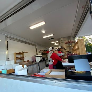 KLASSIC DOUGHNUTS - Updated January 2026 - 271 Photos & 103 Reviews - Chesapeake, Virginia ...