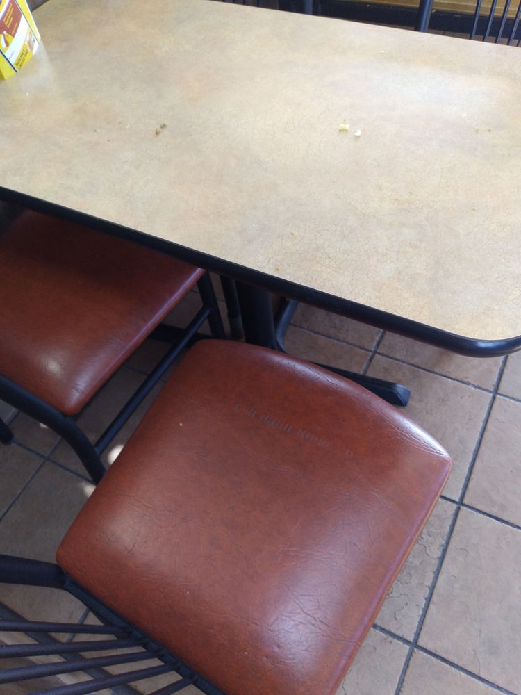 LEE’S FAMOUS RECIPE CHICKEN - Updated October 2025 - 11 Reviews - 2710 ...