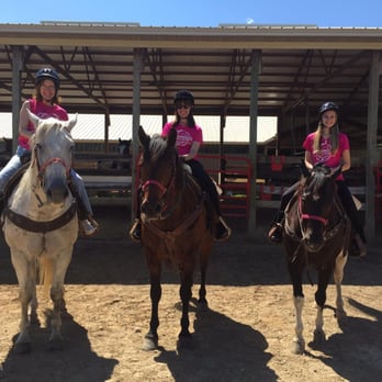 SHENANDOAH RIDING CENTER - Updated June 2024 - 49 Photos & 52 Reviews ...