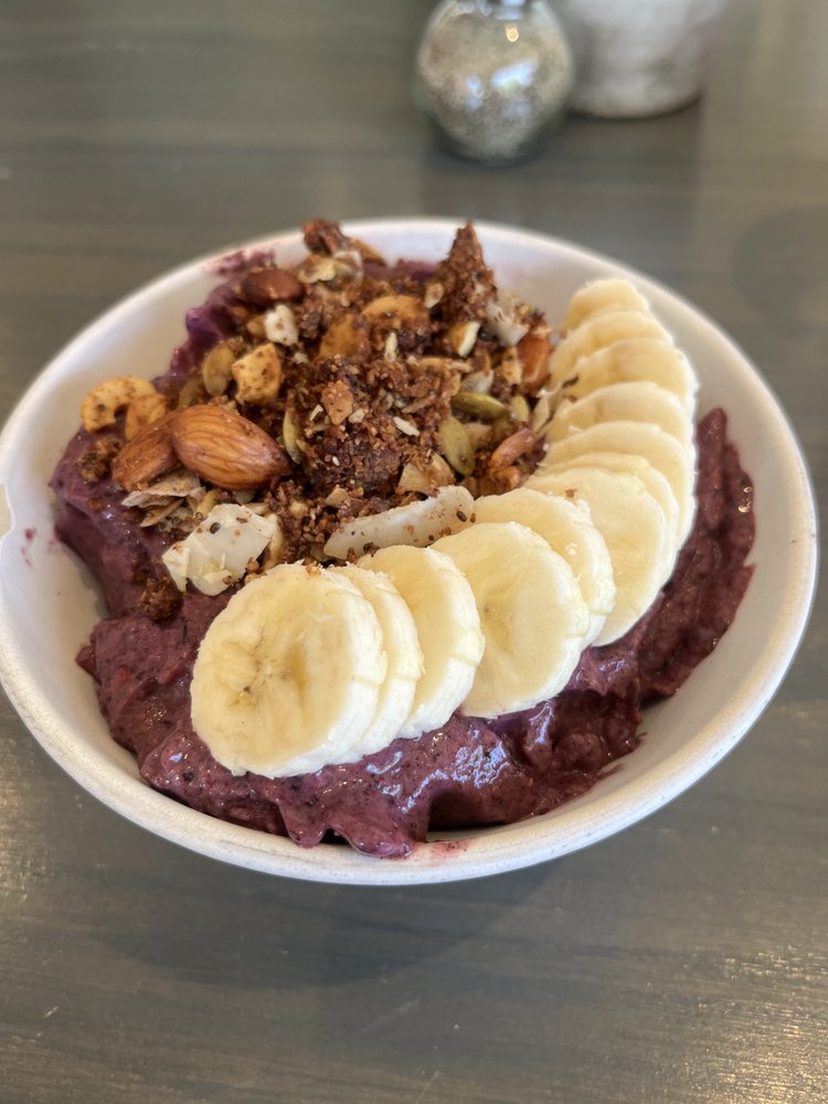 NOURISH CAFÉ & MARKET - 149 Photos & 113 Reviews - 1201 E Broadway ...