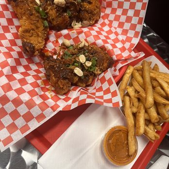 WORLD FRIED CHICKEN - Updated September 2024 - 386 Photos & 338 Reviews ...