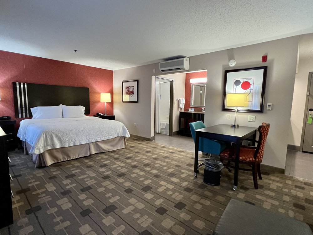 HAMPTON INN & SUITES RICHMOND/GLENSIDE - 111 Photos & 63 Reviews - 5406 ...
