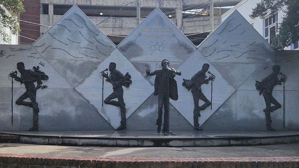 EDDIE KENDRICK MEMORIAL PARK - Updated November 2025 - 44 Photos - 1727 ...