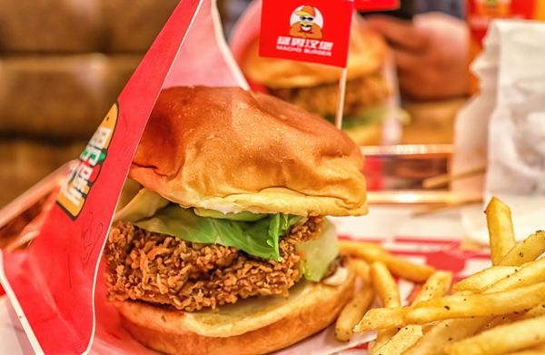 MACHO BURGER - Updated December 2025 - 211 Photos & 81 Reviews - 227 W ...