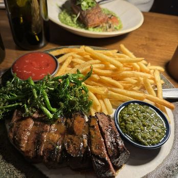 HAZIE’S - Updated August 2024 - 474 Photos & 208 Reviews - 501 Hayes St ...