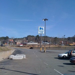 WALMART SUPERCENTER - Updated July 2025 - 16 Photos - 2545 E Walnut Ave ...