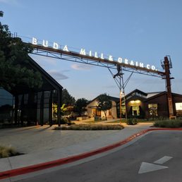 MUD BUGS A CAJUN JOINT - Updated December 2025 - 356 Photos & 342 ...