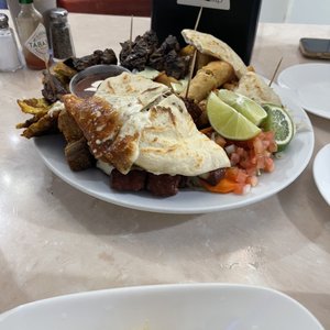 EL ATLAKAT - 102 Photos & 73 Reviews - 2273 NW 7th St, Miami, FL - Menu ...