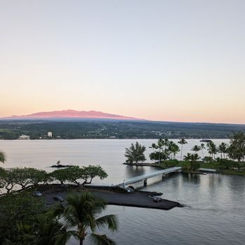 HILO HAWAIIAN HOTEL - Updated June 2024 - 594 Photos & 313 Reviews - 71 ...