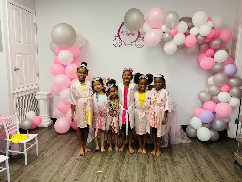 THE PRINCESS HIDEAWAY SPA &TEA PARLOR - 16 Photos - 1820 Belle Chasse ...