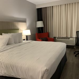 DOUBLETREE BY HILTON HOTEL SEATTLE AIRPORT - 465 Photos & 508 Reviews ...