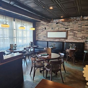 THE GRUMPY GEORGE PUB & GRUB - Updated December 2025 - 124 Photos & 142 ...