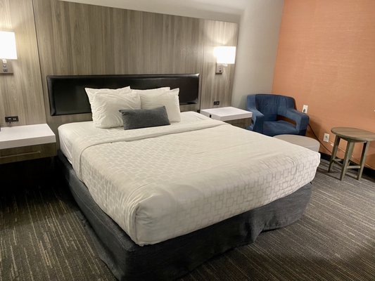 BEST WESTERN PLUS RENTON INN - 44 Photos & 11 Reviews - 1850 SE Maple ...