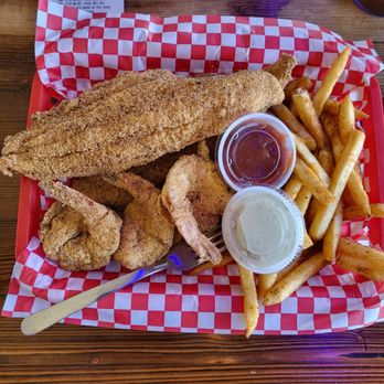 SUPER SHACK - Updated August 2024 - 243 Photos & 273 Reviews - 2901 S ...