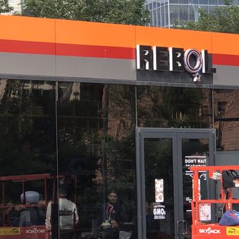 REBOL - Updated May 2025 - 524 Photos & 413 Reviews - 101 W Superior ...