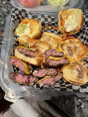 LOONEYS PUB SOUTH - Updated January 2026 - 232 Photos & 409 Reviews ...