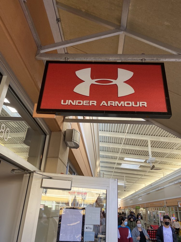 UNDER ARMOUR FACTORY HOUSE - Updated August 2024 - 10 Photos - 915 ...