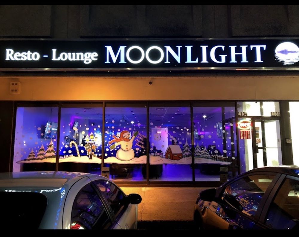 MOONLIGHT - Updated December 2025 - 1134 Boulevard du Curé-Labelle ...