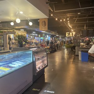 WINDMILL FOOD HALL - 1221 Photos & 448 Reviews - 890 Palomar Airport Rd ...