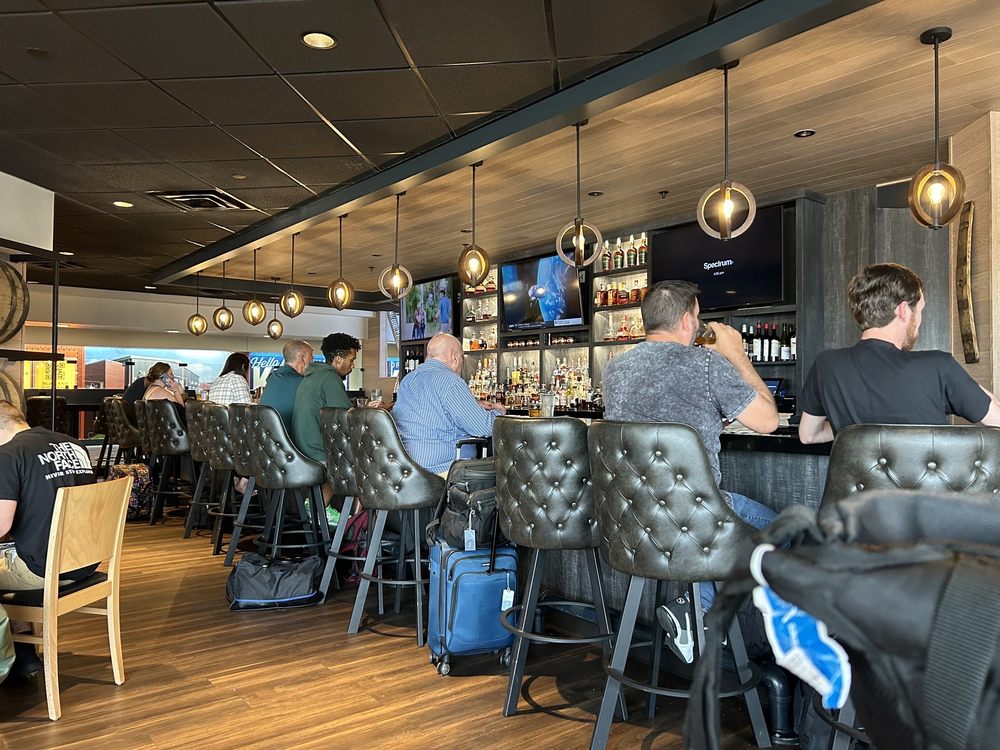 BOURBON LIBRARY - Updated December 2025 - 39 Photos & 28 Reviews - 4000 ...