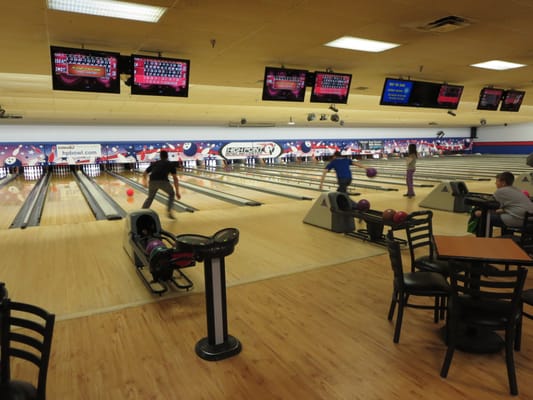 HIGH POINT BOWLING CENTER - Updated September 2025 - 13 Photos - 309 W ...