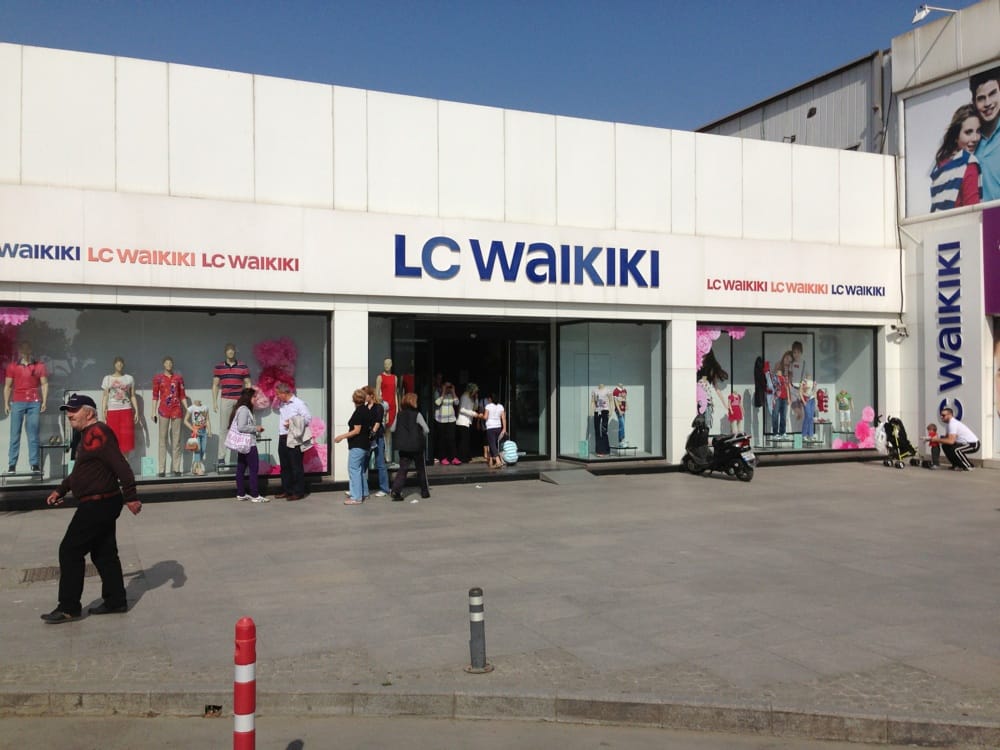 LC WAIKIKI - Süreyya Paşa Plajı Sahil Yolu, İstanbul, Turkey - Children ...