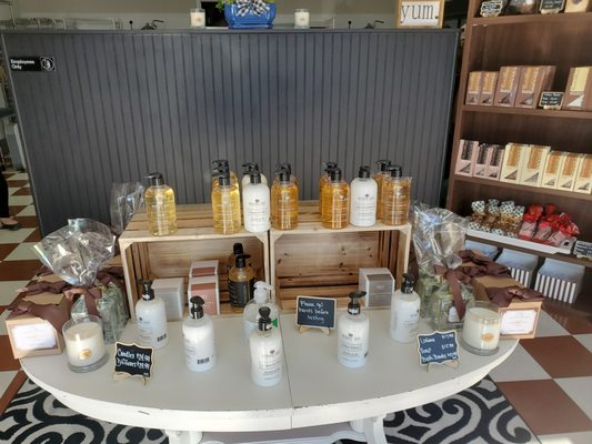 CAROLINA CANDY COMPANY - Updated July 2024 - 19 Photos - 894 S Kerr Ave ...