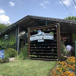 KERBEY LANE CAFE - CENTRAL - Updated June 2025 - 1092 Photos & 1555 ...