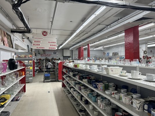 VILLAGE DISCOUNT OUTLET - Updated December 2025 - 177 Photos & 154 ...