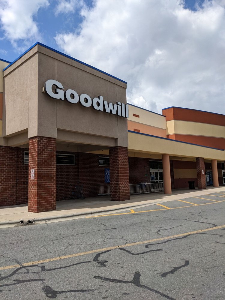GOODWILL - PINEVILLE - Updated December 2025 - 18 Photos & 34 Reviews ...