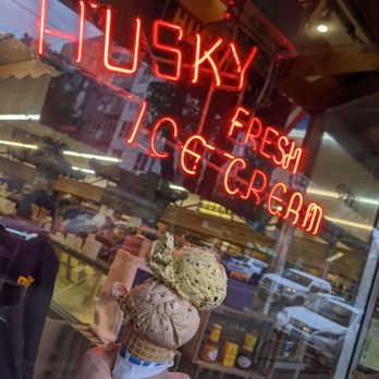 HUSKY DELI - Updated May 2024 - 377 Photos & 565 Reviews - 4721 ...