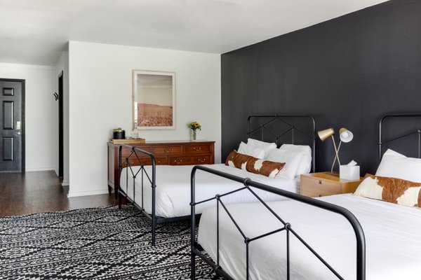 WIMBERLEY INN + BAR - Updated December 2024 - 106 Photos & 83 Reviews ...