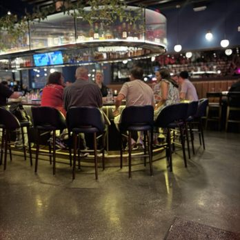 BAR VETTI - Updated July 2025 - 791 Photos & 363 Reviews - 727 E Market ...