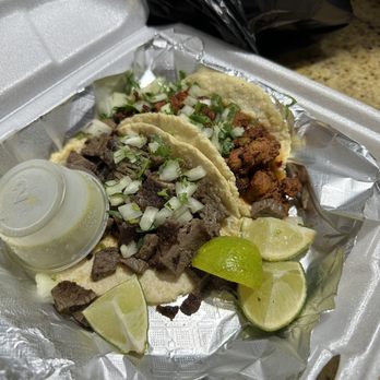 QUESA LOCO - Updated August 2024 - 463 Photos & 190 Reviews - 971 West ...