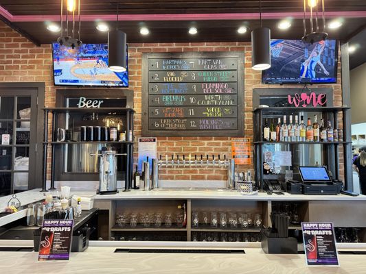 ISAAC’S CRAFT KITCHEN & BREWERY - Updated December 2025 - 25 Photos ...