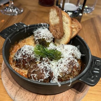 THE FOUNDRY ROOFTOP - Updated November 2024 - 187 Photos & 128 Reviews - 124 Madison St, Dayton ...