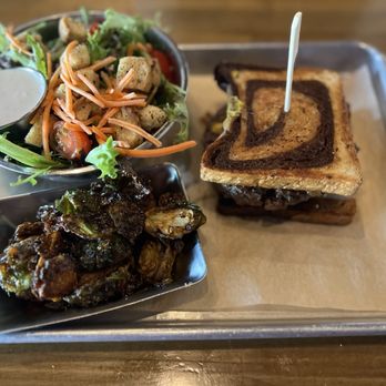 MAPLE LANDING - Updated June 2025 - 638 Photos & 600 Reviews - 5855 ...