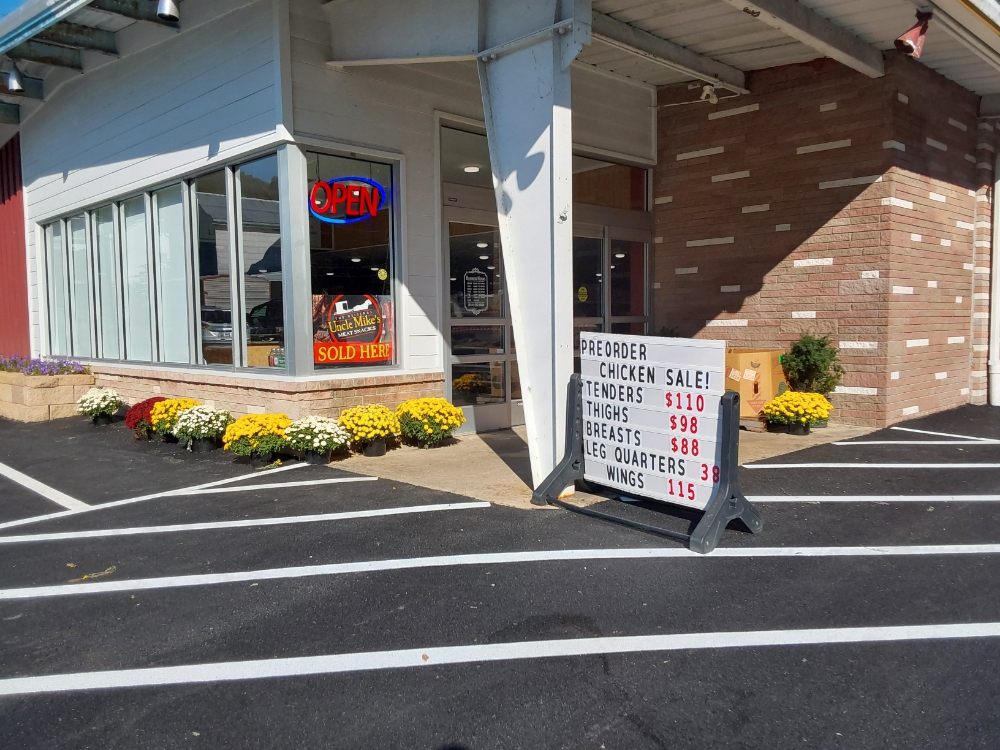 LITTLE TOWN PANTRY - Updated January 2026 - 12 Photos - 802 N Spring St ...