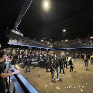 ROADRUNNER - 22 Photos & 32 Reviews - 89 Guest St, Boston, MA - Yelp