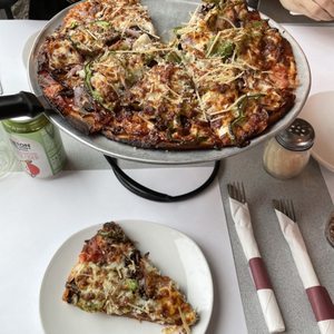 SELLA’S CALZONE & PIZZA - 65 Photos & 121 Reviews - 1115 E Main St ...