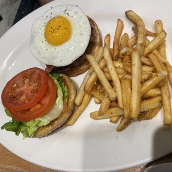 DOC B’S RESTAURANT + BAR - Updated May 2024 - 1019 Photos & 1115 ...