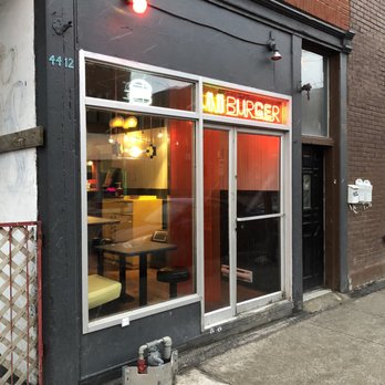 UNIBURGER - Updated December 2025 - 40 Photos & 26 Reviews - 4412 Rue ...