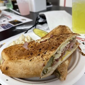 ST JAMES DELI & SPIRITS - Updated September 2025 - 37 Photos & 82 ...